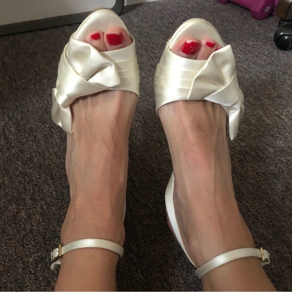 kate spade | Shoes | Kate Spade Ivory Satin Wedding Shoes Size 65 ...